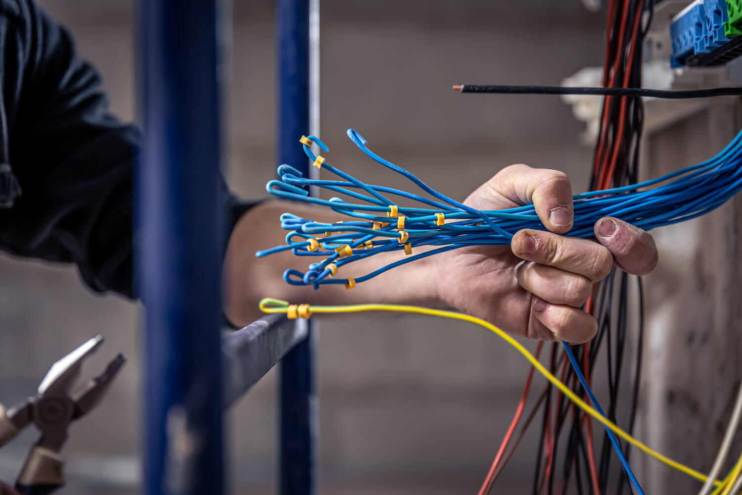 7 Powerful Ways Cable Assemblies Boost Your Electronic Devices